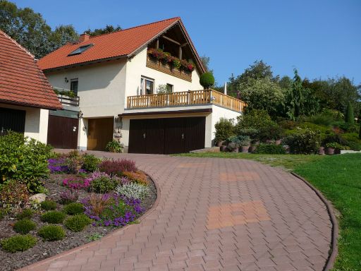 haus_von_unten_auffahrt – Haus-Walther Thürmsdorf